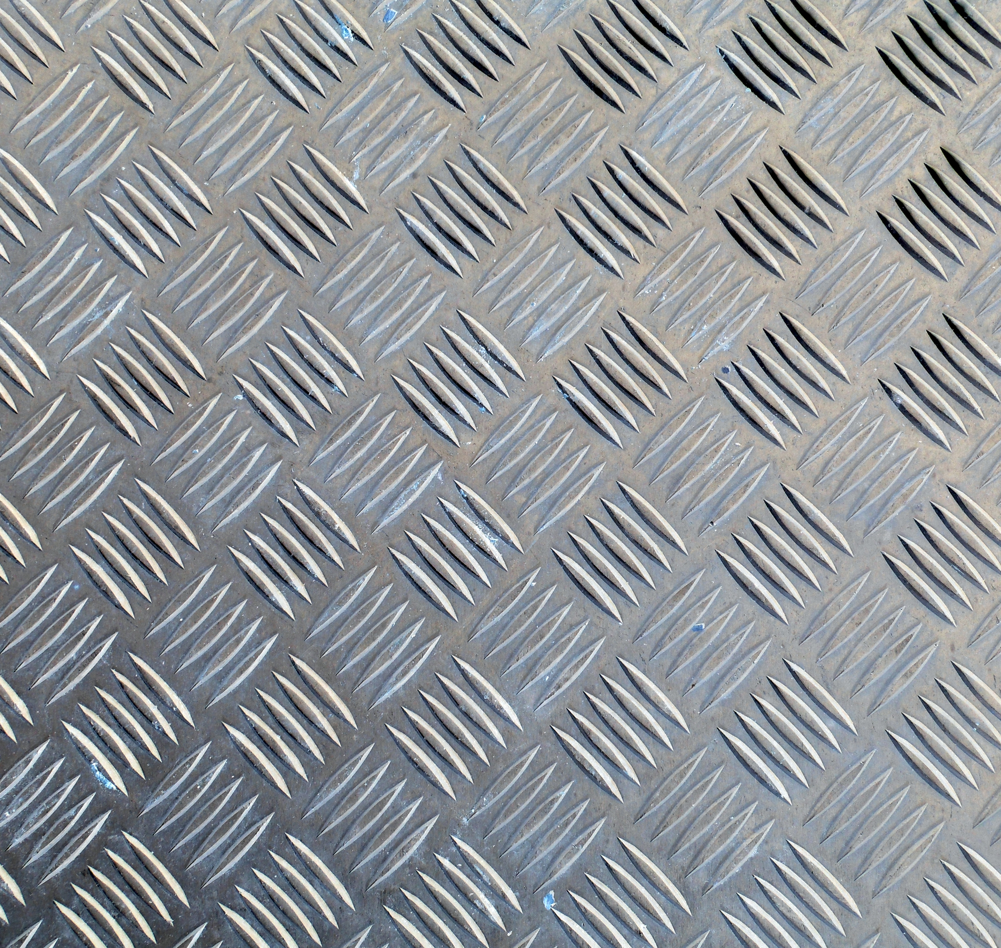 Chapa de aço xadrez - Lojas Emofer