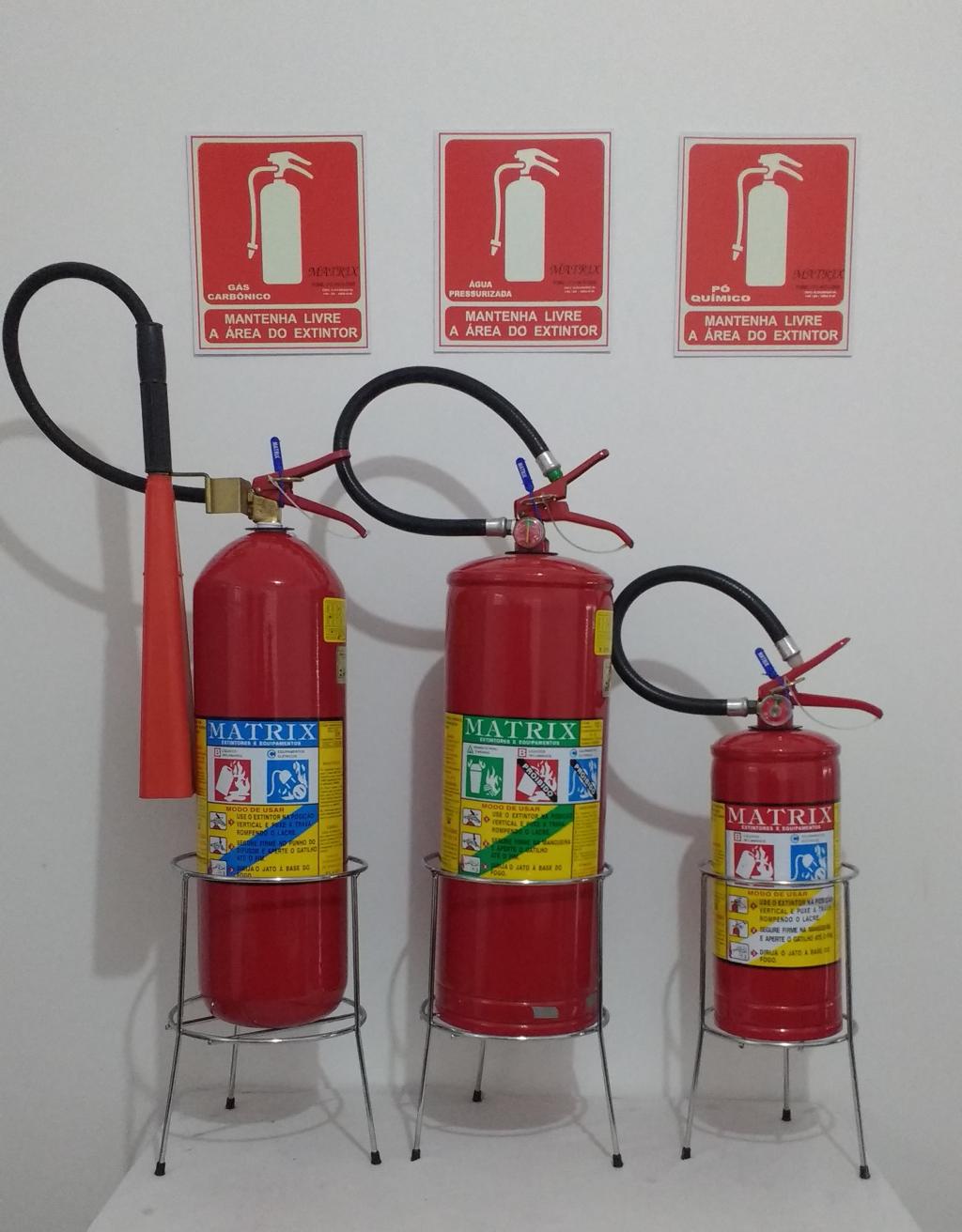 O Extintor De Incêndio é Um Equipamento O Extintor De Incêndio é Um Equipamento