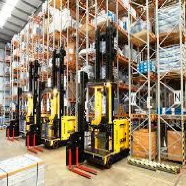 EMPILHADEIRAS TRILATERAL - Solucões Industriais