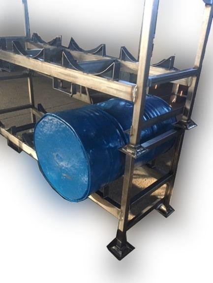 EQUIPAMENTOS PARA MANUSEIO DE TAMBORES - Solucões Industriais