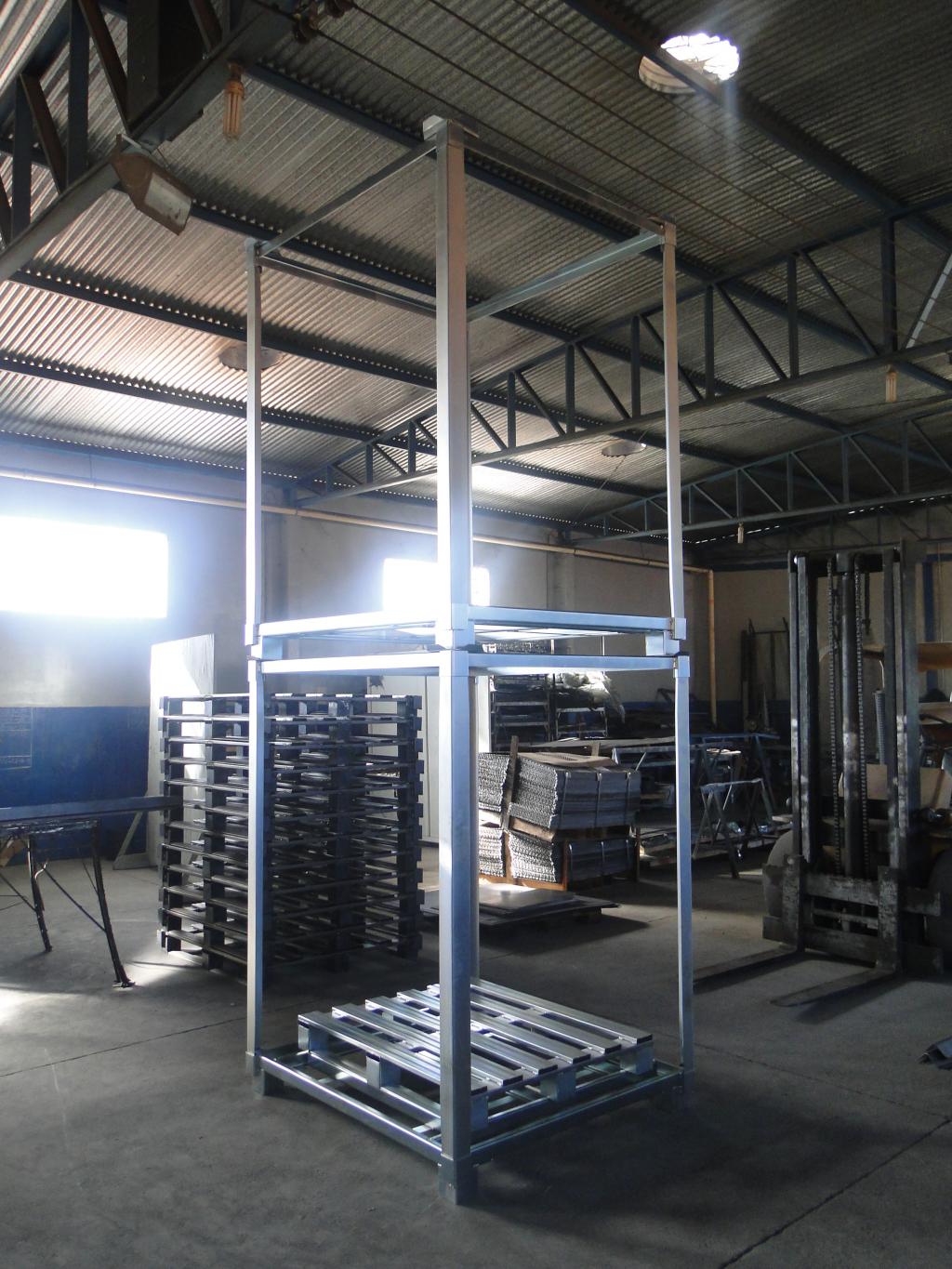 RACKS METÁLICOS - Solucões Industriais