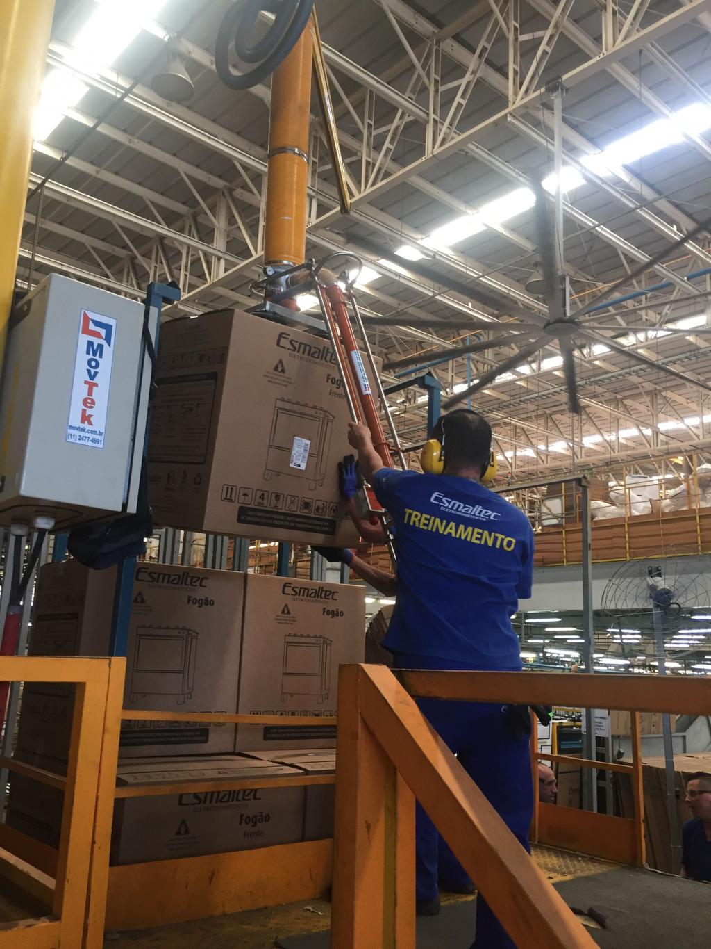 MANIPULADOR PARA MOVIMENTAR CARGAS - Solucões Industriais