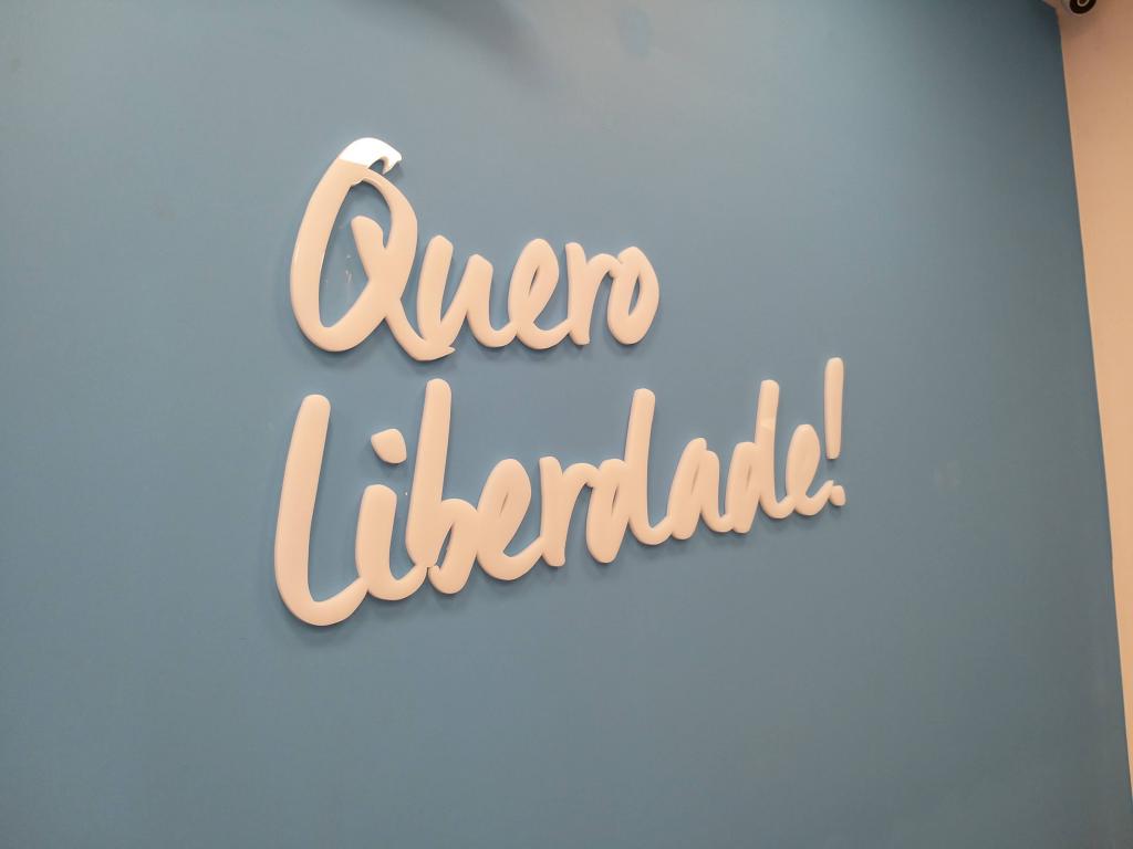 LETREIRO EM AÇO - Solucões Industriais