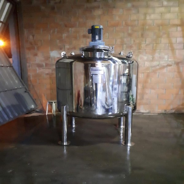 Tanque de inox - Soluções Industriais