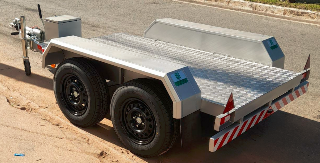 REBOQUE PRANCHA MINI TRATORES - Solucões Industriais