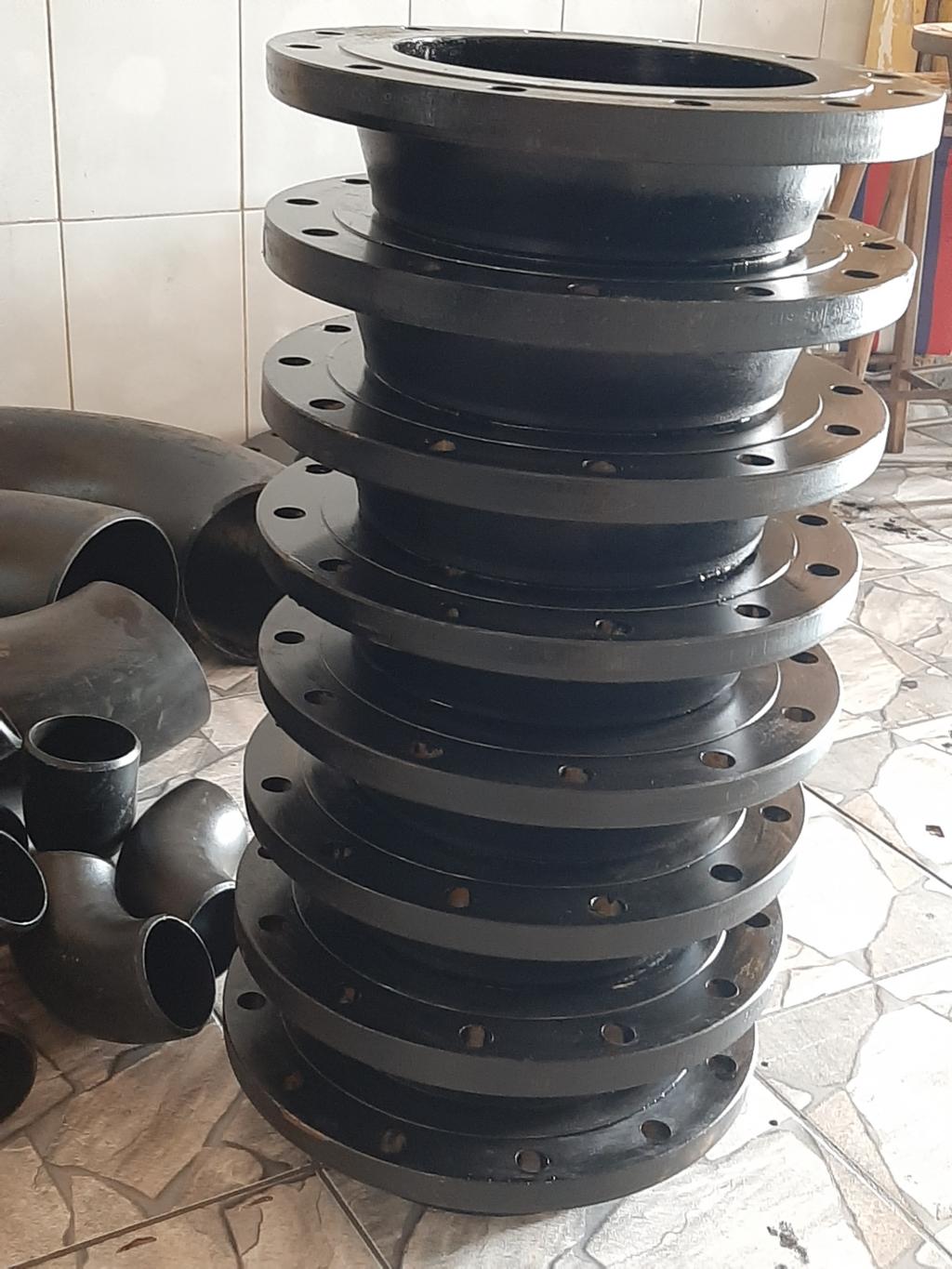 FLANGES DE AÇO - Solucões Industriais