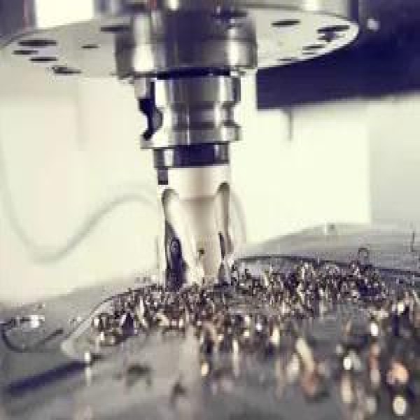 MÁQUINA DE USINAGEM - Solucões Industriais