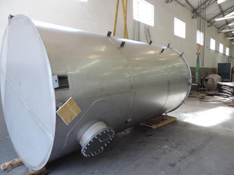 TANQUE INOX INDUSTRIAL - Solucões Industriais