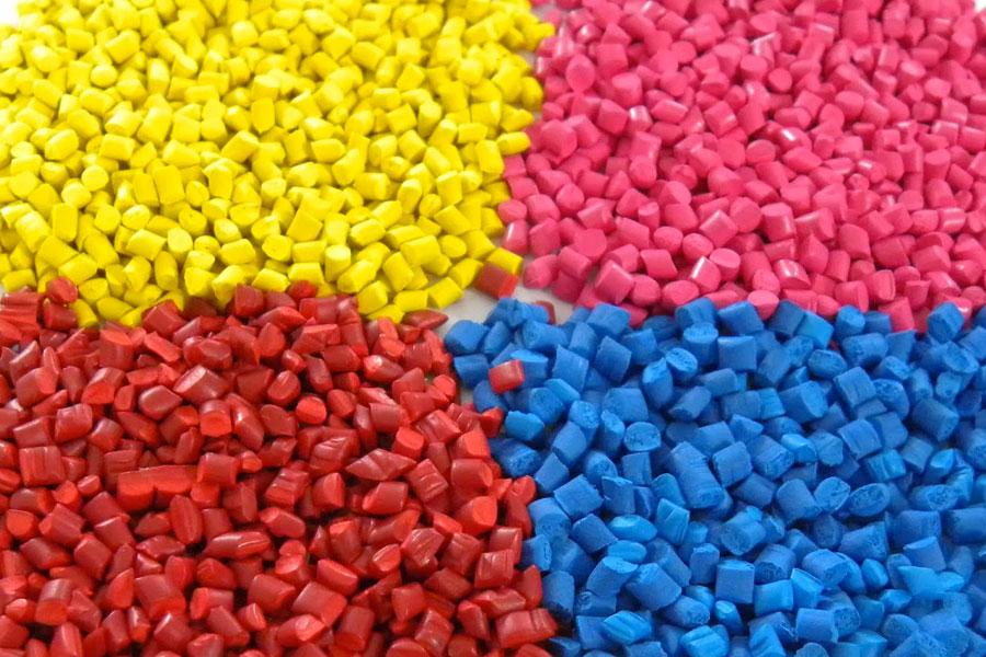 PLÁSTICO GRANULADO - Solucões Industriais