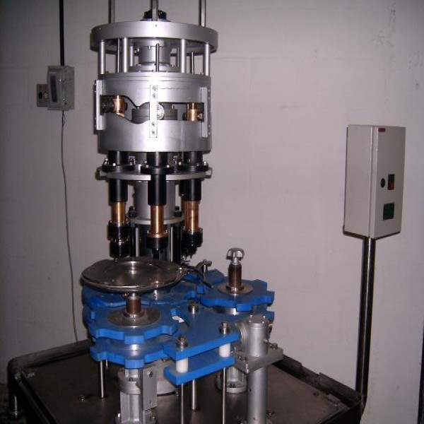 Máquina Para Tampar Recipientes - Soluções Industriais